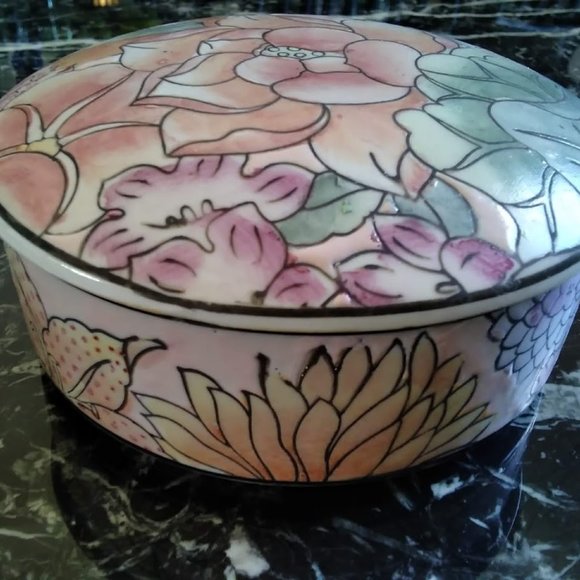 Vintage | Accents | Vintage Macau Porcelain Trinket Box Lotus Flowers ...